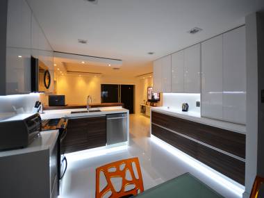 Custom Kitchens and Cabinetry - Armadi Kitchen - Armadi Kitchen ...